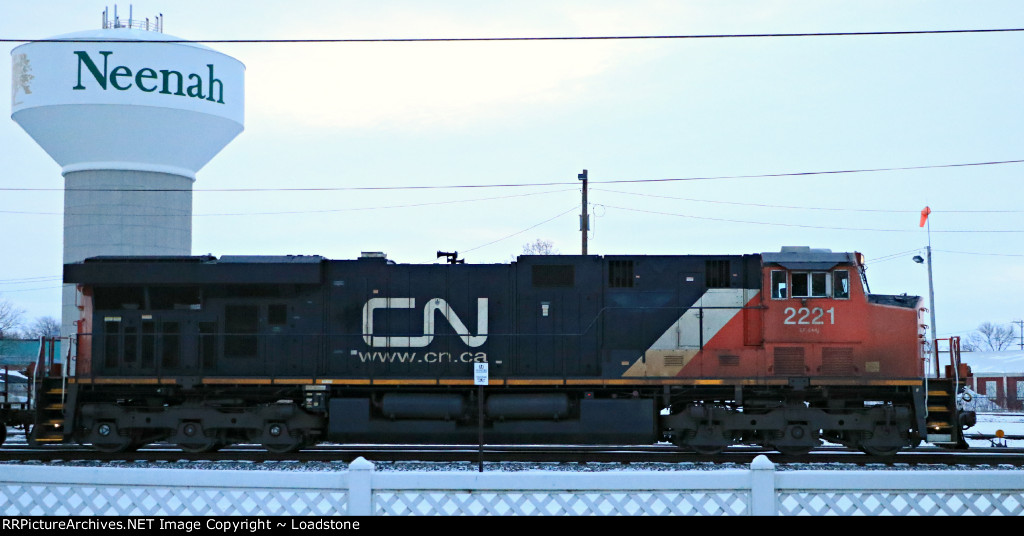 CN 2221